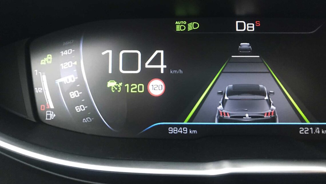 Adaptive Cruise Control vs Cruise Control: How They Work and the ...