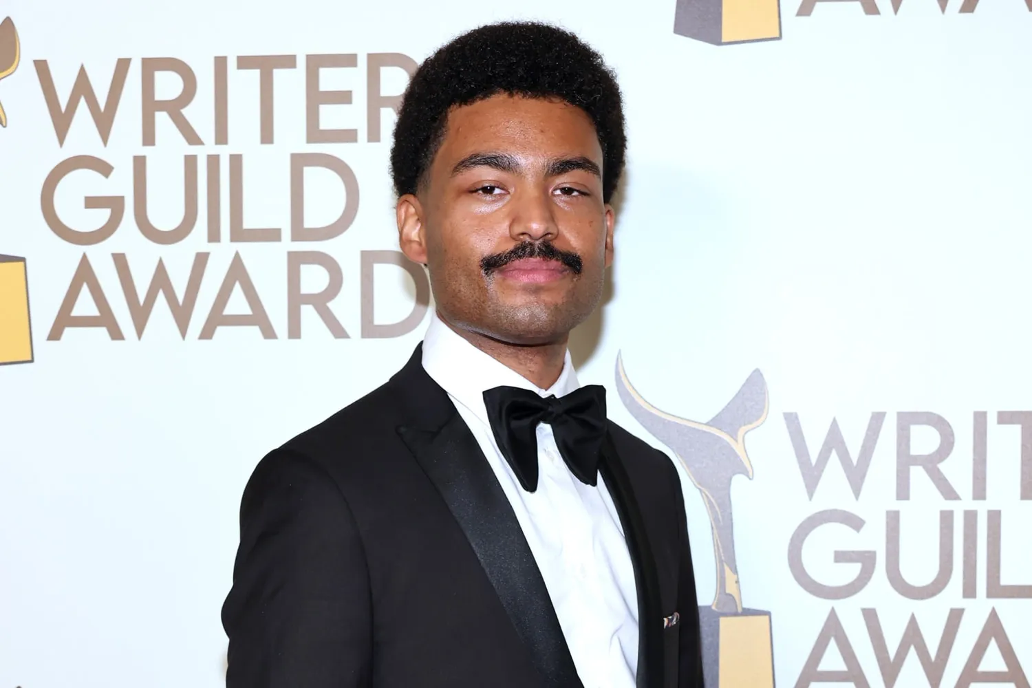 Former The Bear Writer Says He Was Handcuffed And Removed From Train ...