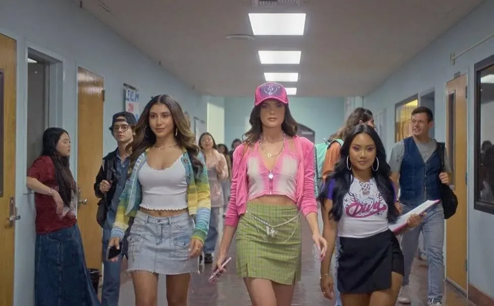 Almost Popular Review: A Sincere Spin on the High School Formula ...