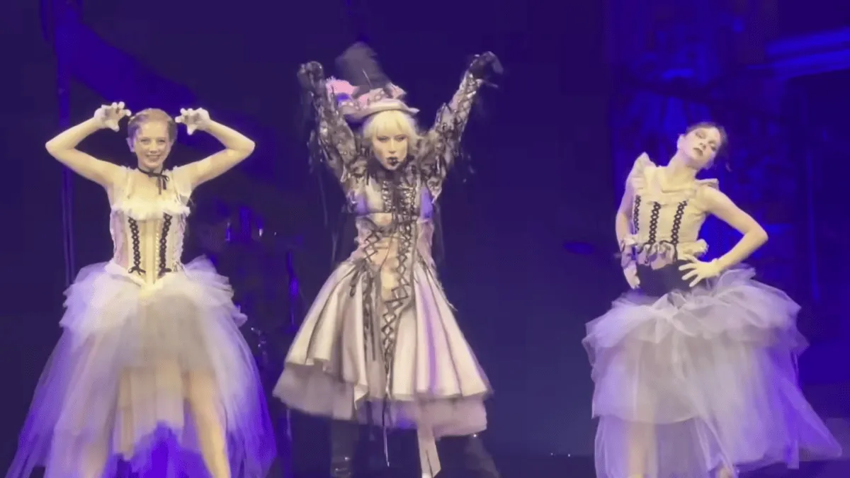 Lady Gaga brings Wednesday stars Emma Myers and Evie Templeton onstage ...