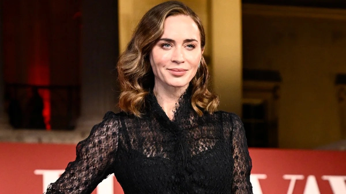 Emily Blunt Refused AI for Her Disclosure Day Alien Voice: "I'm a Bit ...